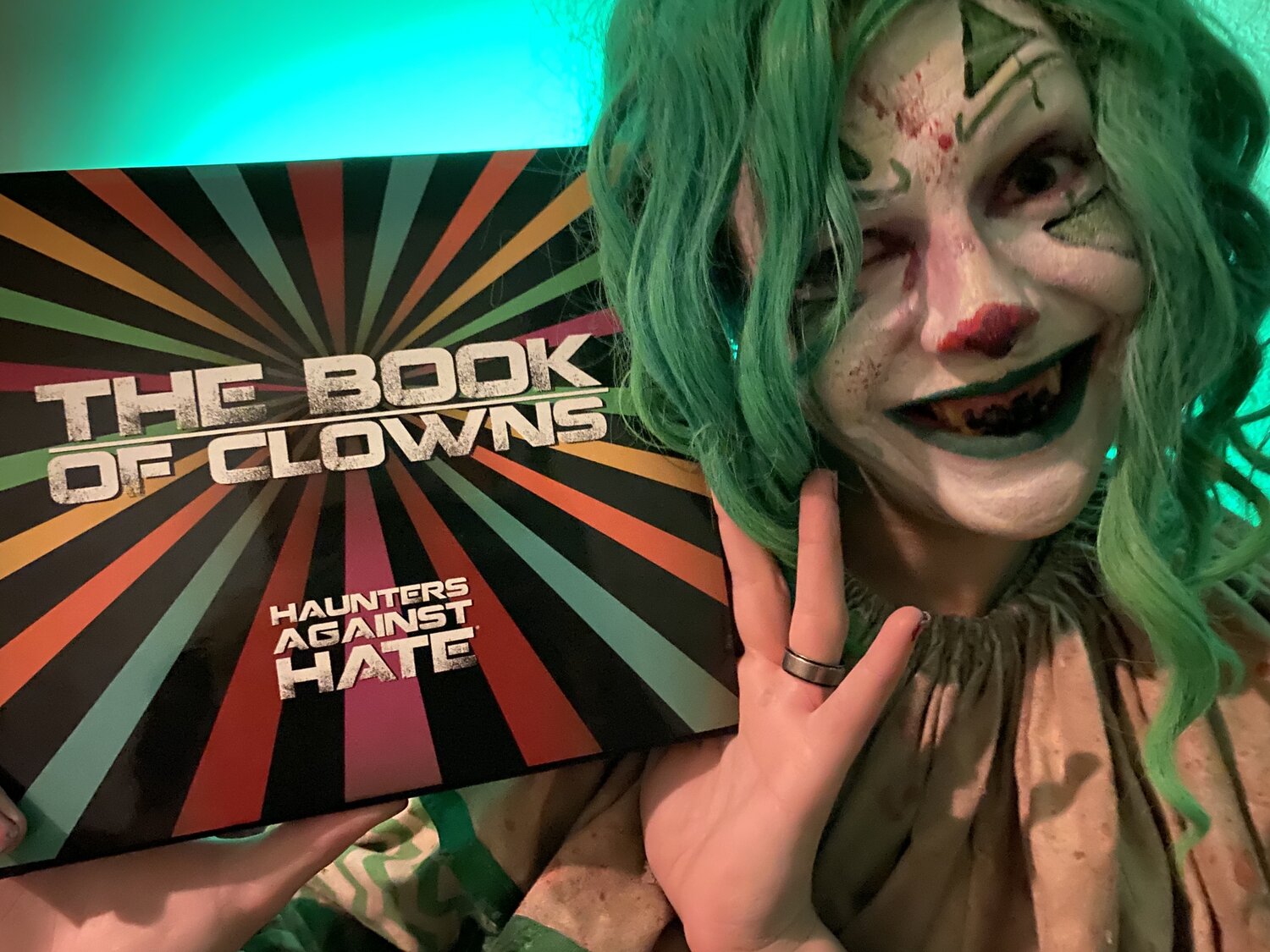 Book of Clowns - Greenie the Clown – Terror 29